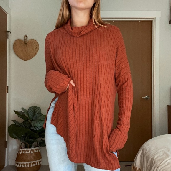 Urban Outfitters | Tops | Urban Outfitters Out From Under Ribbed ...